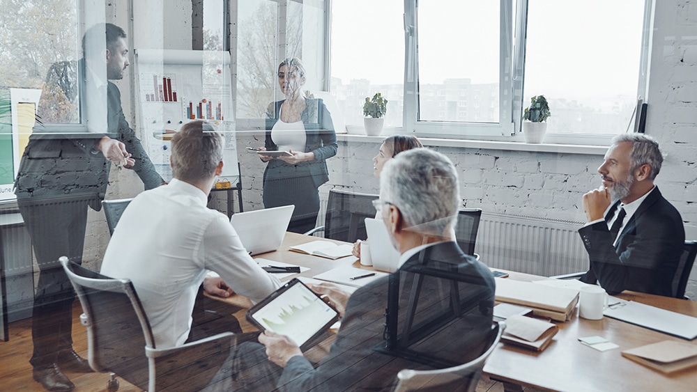 Binance incorpora a dos exejecutivos del GAFI a su equipo regulatorio